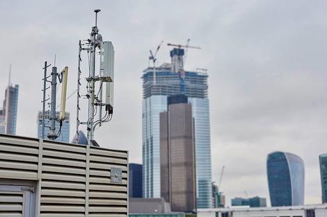 韩国SKT研发5G天线技术，可在28GHz频谱中提高通话质量_通信世界网