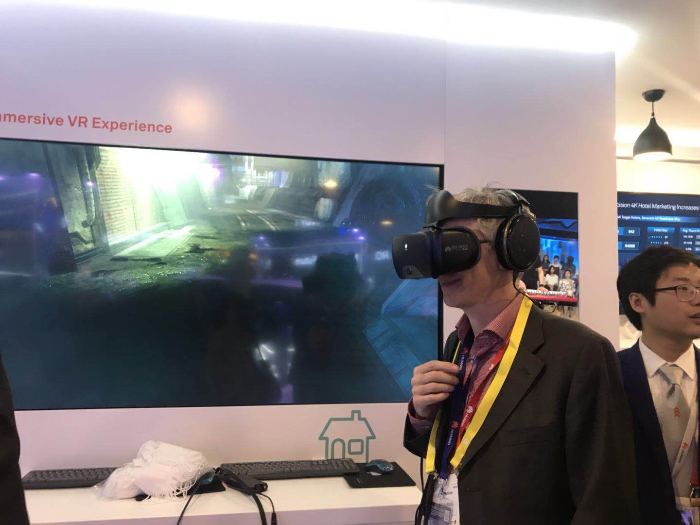 BOE（京东方）在MWC展示“8K+5G”业务_通信世界网