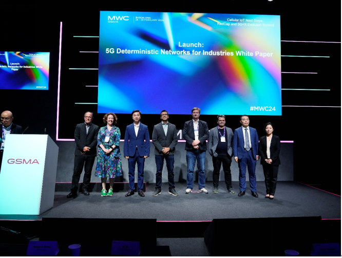 MWC2024重磅发布：《垂直行业5G确定性网络白皮书》来了！_通信世界网